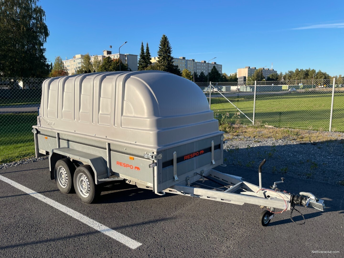 Nettivaraosa - Respo 1700M332B150 2017 - Jarrullinen peräkärry kuomulla ...