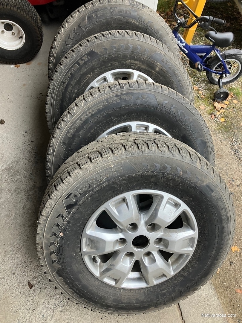Nettivaraosa - Nokian Ford Ranger vanteet - Alkuperäiset - Tyre sets ...